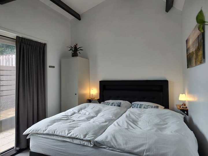 Vrijstaand Appartement Met Privacy. - Zandvoort