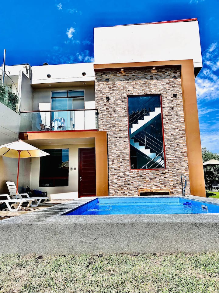 Casa Refugio - Piscina Privada En Condominio. - Ica