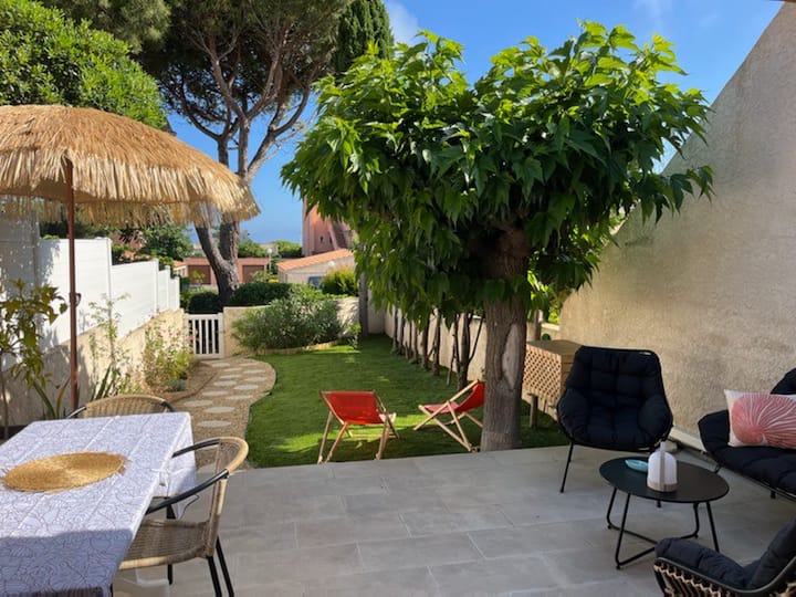 A Casella : Bord De Mer - Jardin - Climatisé - Plage de Sausset les pins