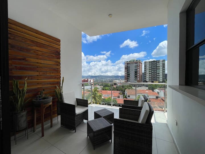 Modern Apartment In Colonia Escalon,san Salvador. - San Salvador (El Salvador)