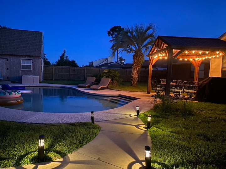 Chefs Lux Kitchen Family Pool Sunroom Pet Friendly - Panama City, FL