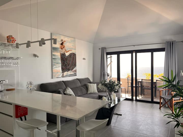 Lago Verde Suite A7 2 Bed Suite Air-con Sea Views - Puerto del Carmen