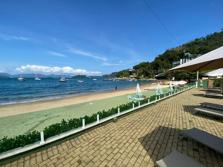 Flat Praia Grande Pé Na Areia Sem Acesso Cobertura - Angra dos Reis