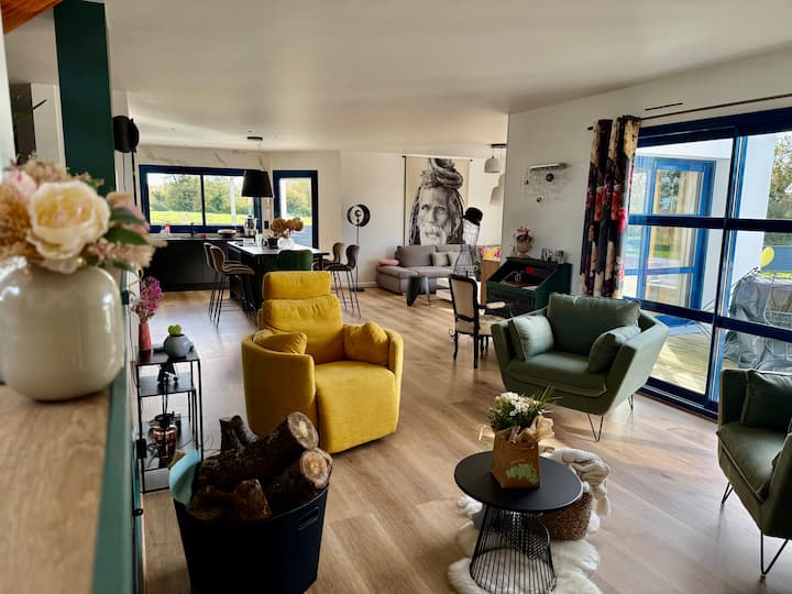 Villa Le Clos Quistel Avec Piscine +Jeu De Boules - Theix