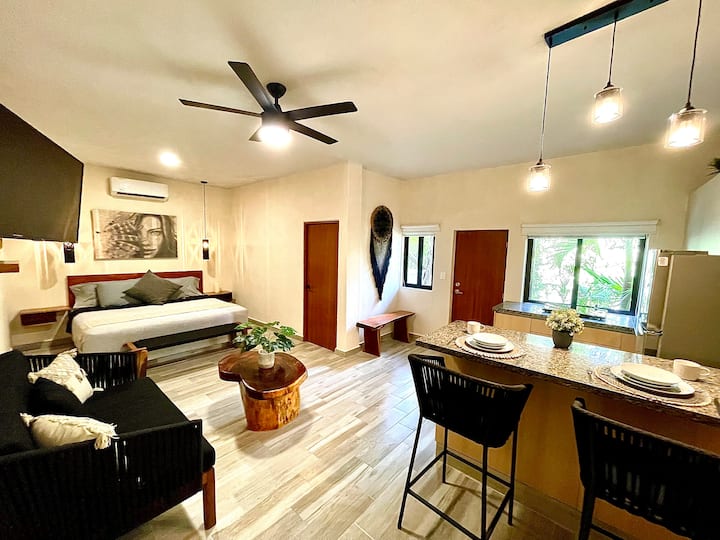 Modern Spacious New Flat, 5 Min From The Beach!!!! - Cancún