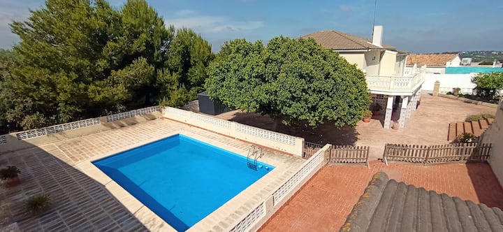 Chalet Con Piscina Privada - Picassent (Valencia) - Almusafes