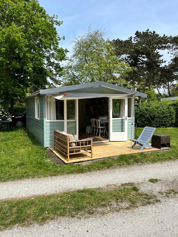 Knus Houten Huisje Op Rustige Camping Aan Duinrand - Groet