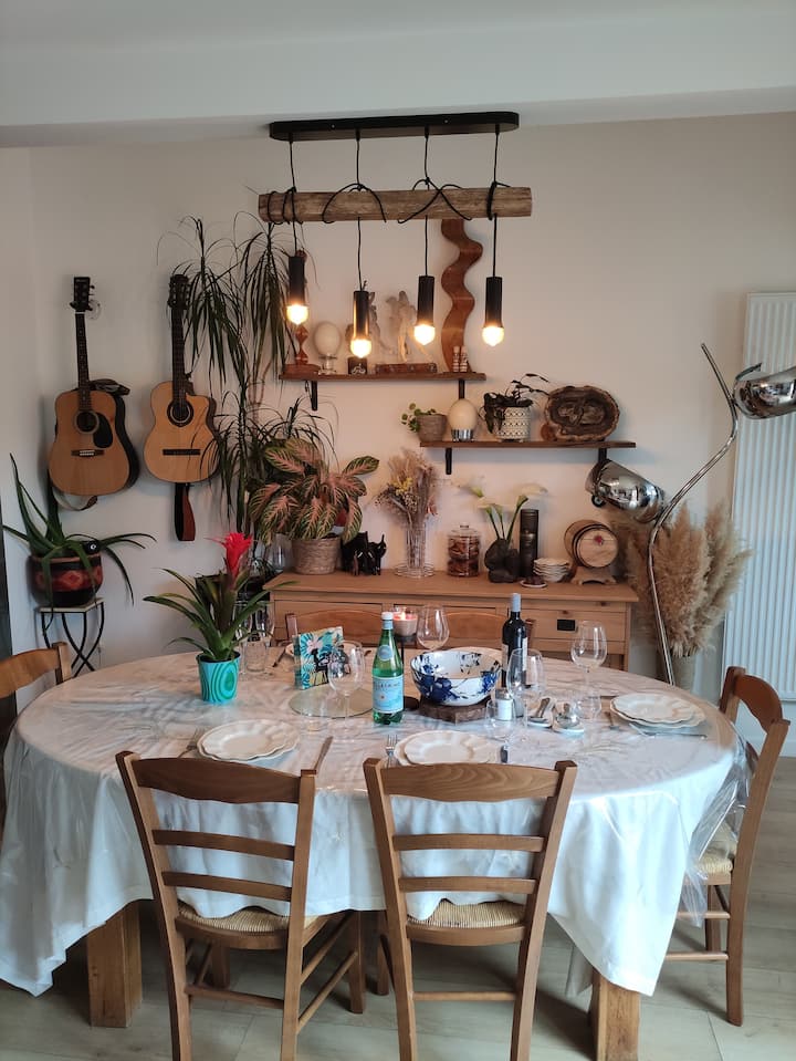 Maison De Ville Avec Spa à 2 Pas Du Marché - La Rochelle