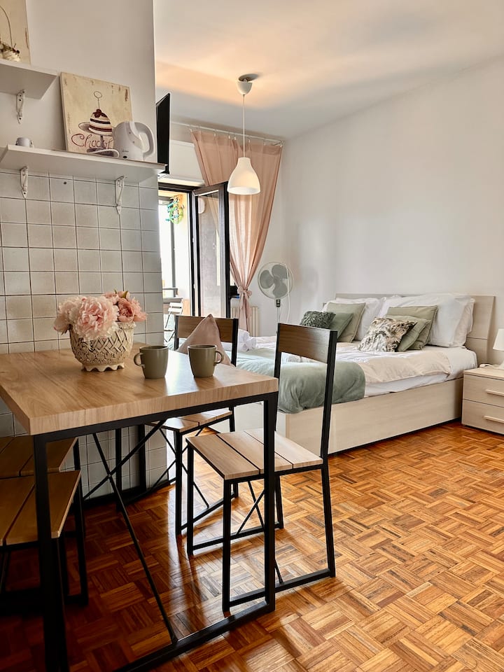 Spacious Studio Apartment With Terrace - Perugia