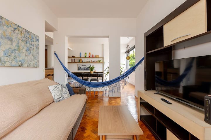 Espaço Copanema: 2-bedroom Apartment In Ipanema - Rio De Janeiro