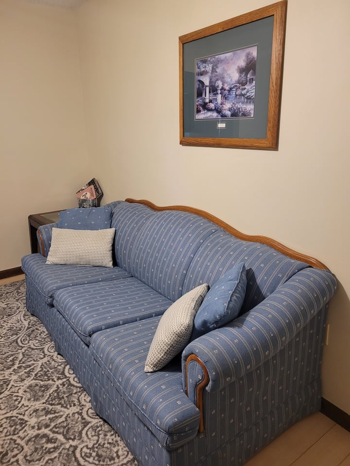 Peaceful 1-bedroom Home With Private Parking - Knoxville, TN