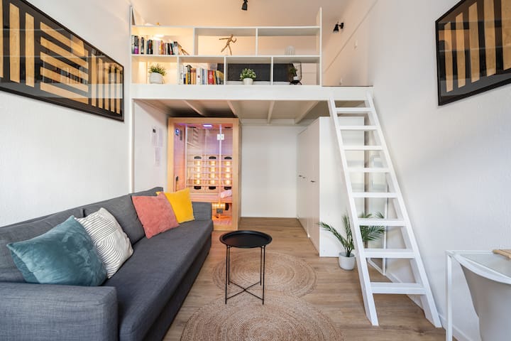Stay Cozy: Private Amazing Sauna & Free Garage - Budapest