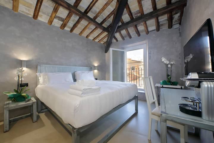 Campo De Fiori - Mama's Loft Suite 4th Floor - Rome
