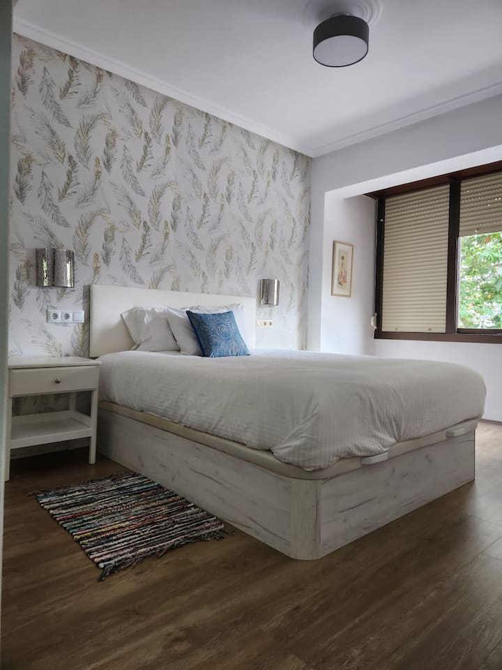 Precioso Apartamento Con Patio. - La Coruña