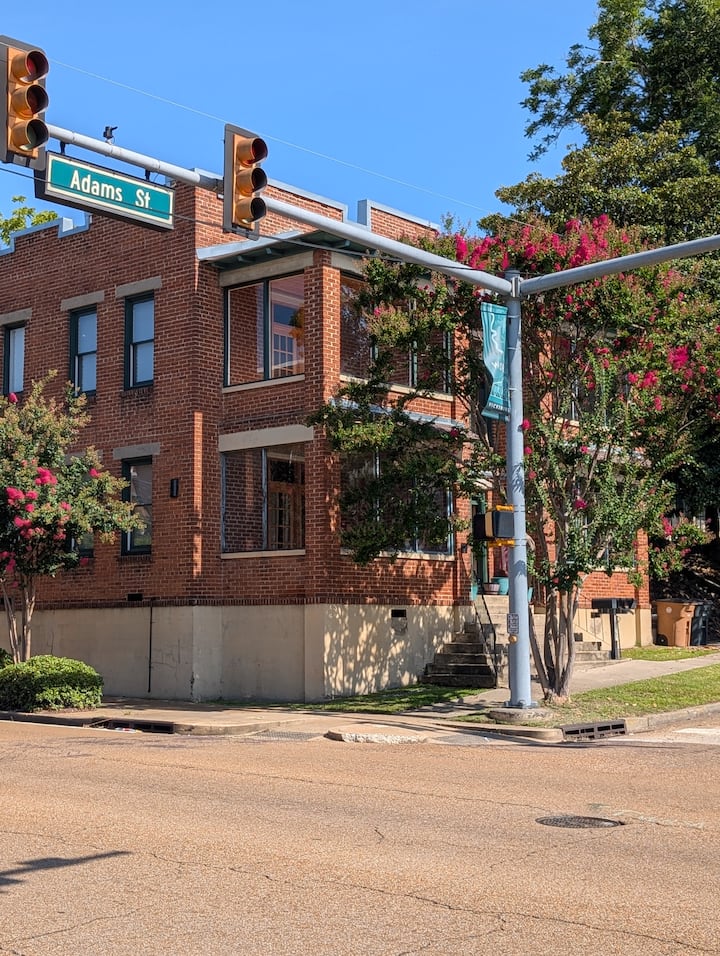 Upscale Private Condo In Downtown Vicksburg! - Vicksburg, MS