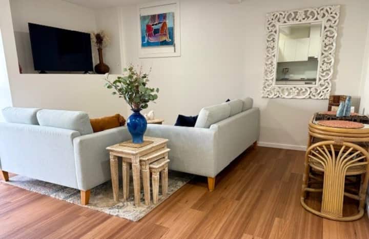 Seaside Apartment - Austinmer