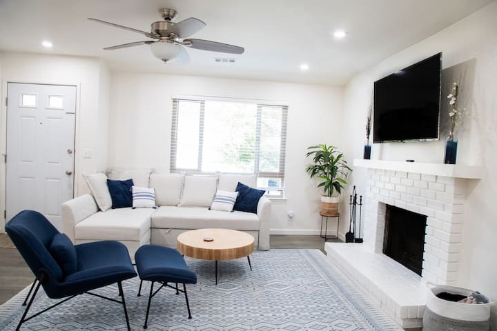 Capitola 30 Day Stay 3 Bed 1.5 Bath Steps To Beach - Scotts Valley, CA