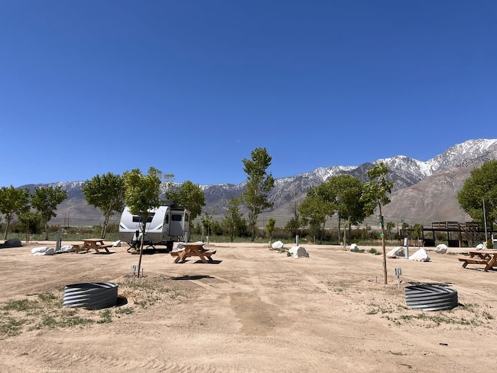 Death Valley Rv Site #7 In The Eastern Sierras - United States