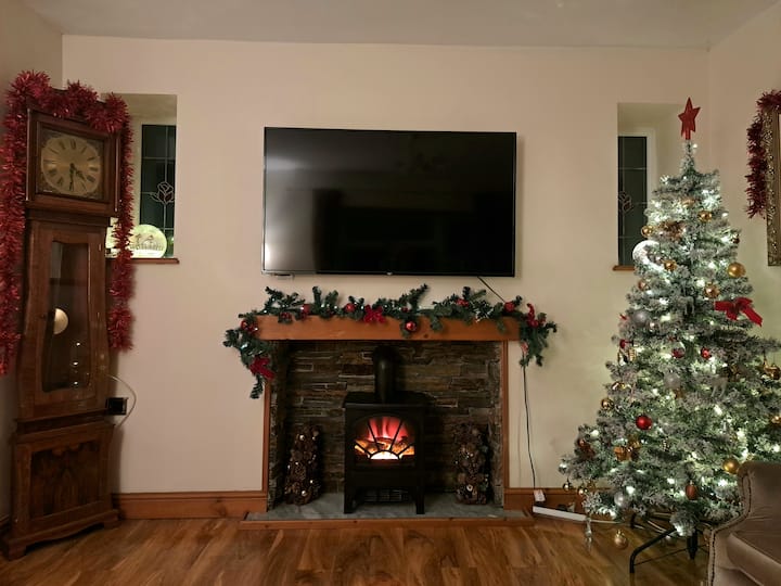 Rose Cottage Zip World Beacons Bike Park Waterfall - South Wales