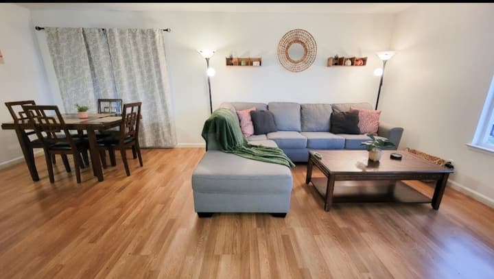 Cozy 2bd 1ba Near Csus - Sacramento, CA