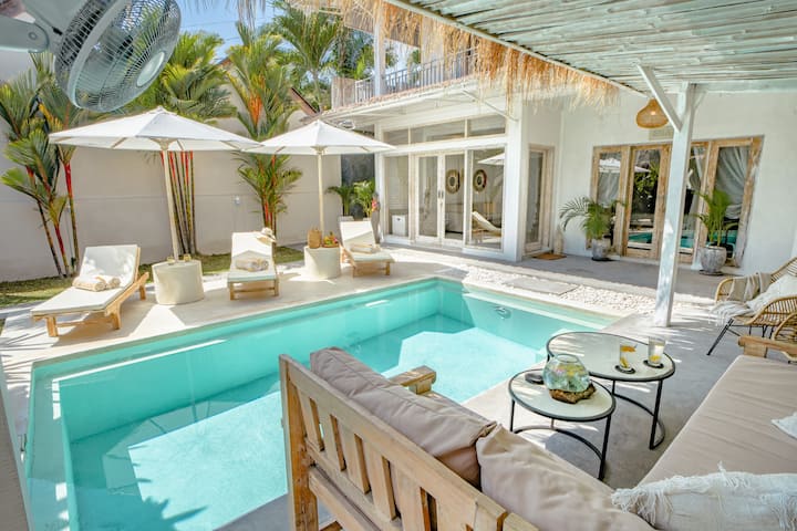 Villa Piece Of Peace Private 3 Br With Large Pool - Canggu