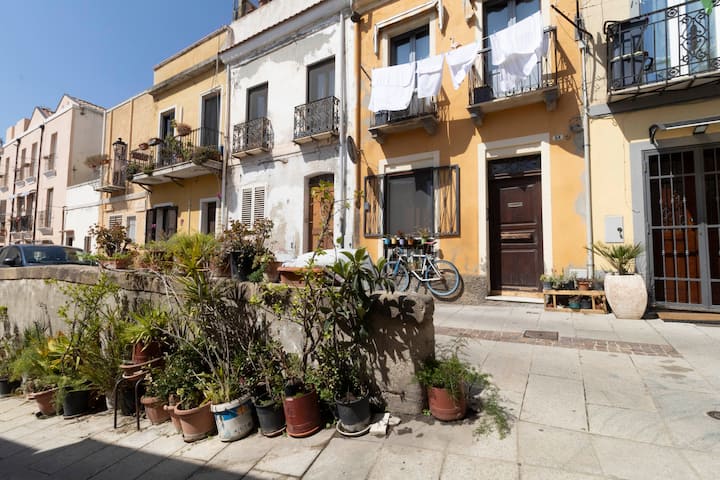 Laribiancos Cagliari Centro Storico - Cagliari