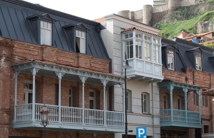 Meidan Bazaar Prime Location Apartment - Tiflis