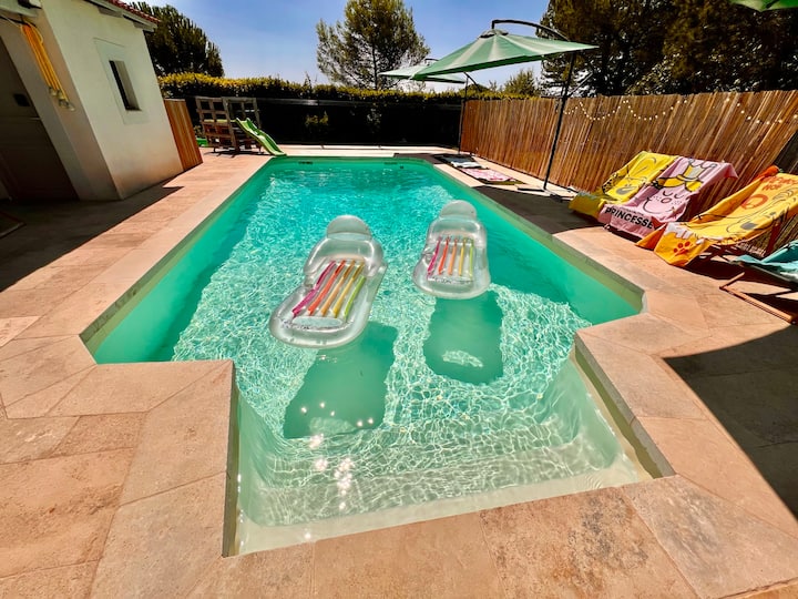 Au Calme, Gîte Avec Piscine - Luberon Provence - Pertuis