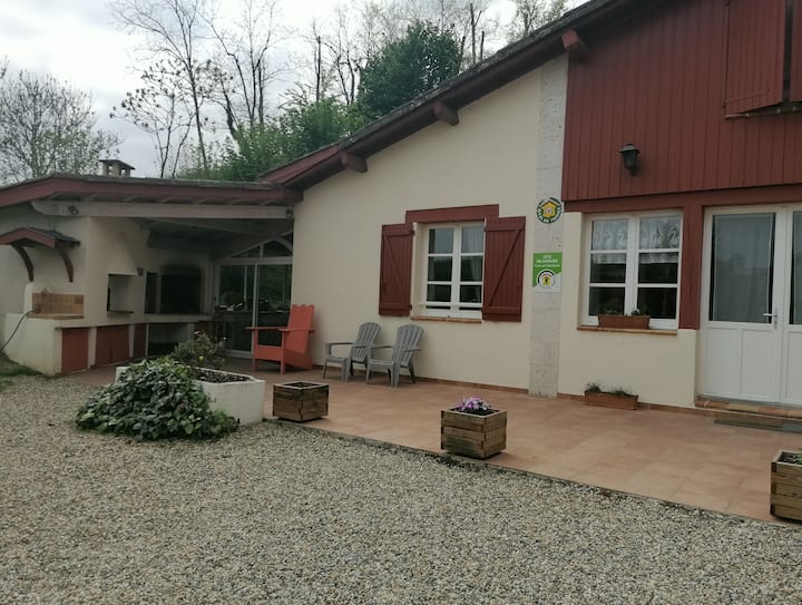 Charmant Gite De Groupe - Moissac