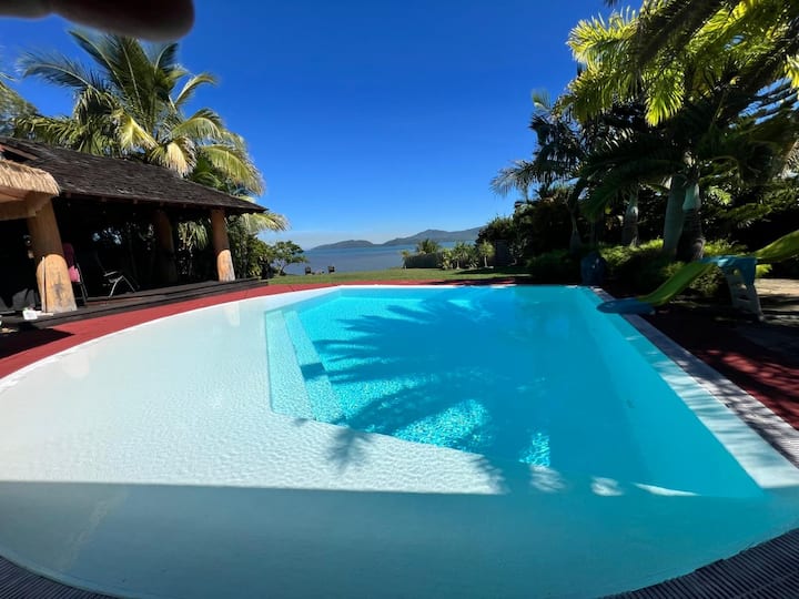 Villa D'exception Avec Accès Privé à La Mer - New Caledonia