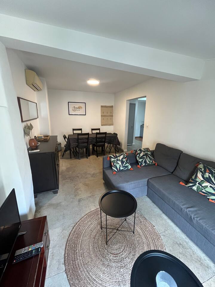 Grand Appartement T3, Centre Ville, Clim & Wifi. - Montpellier