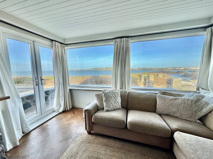 Ravenspoint Road-sea Views-3 Bed-detcahed Bungalow - Trearddur Bay