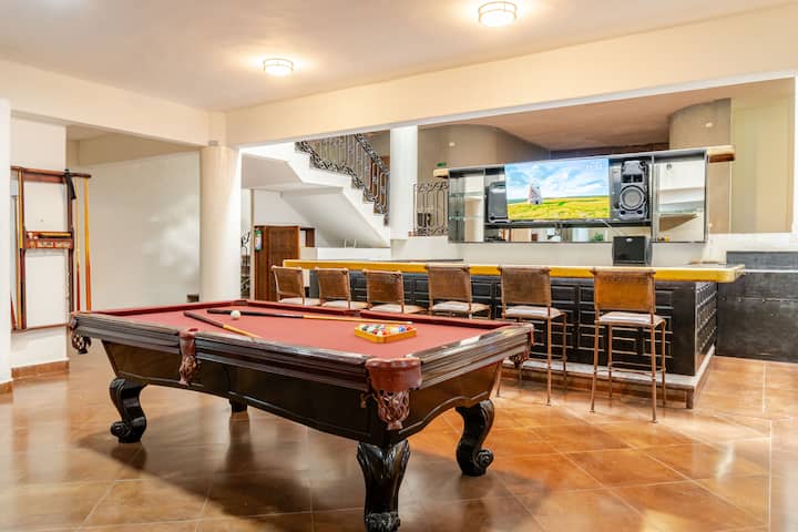 Eclectic Party House - Concierge, Maid, And Chef - Cabo San Lucas