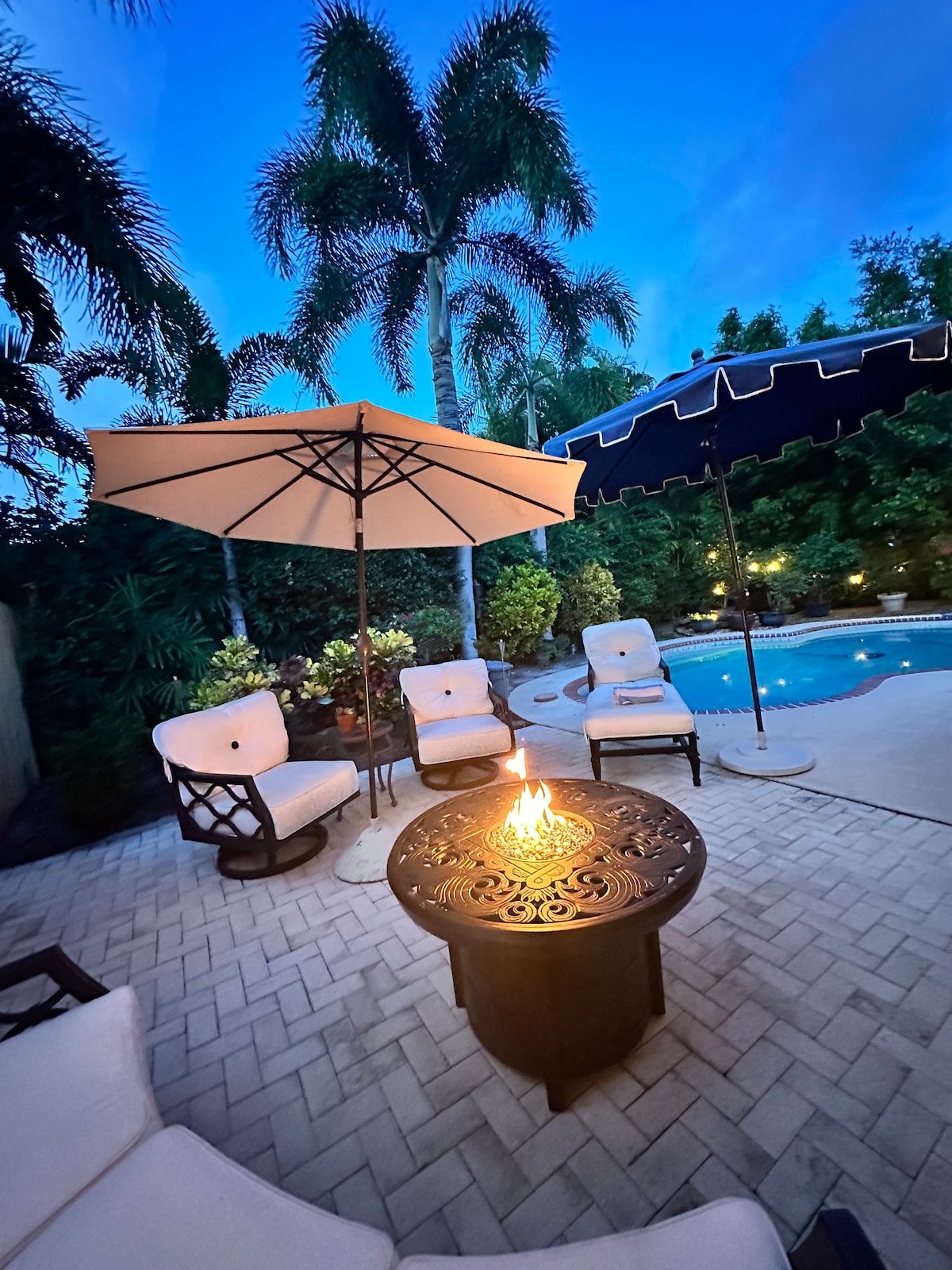 Sailfish Cove ~ 2/1 Boca Pool + Beach Retreat - Houses for Rent in Boca ...