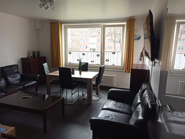 Beautiful/ Newly Renovated Apartment At The Castle - Wolfsburg