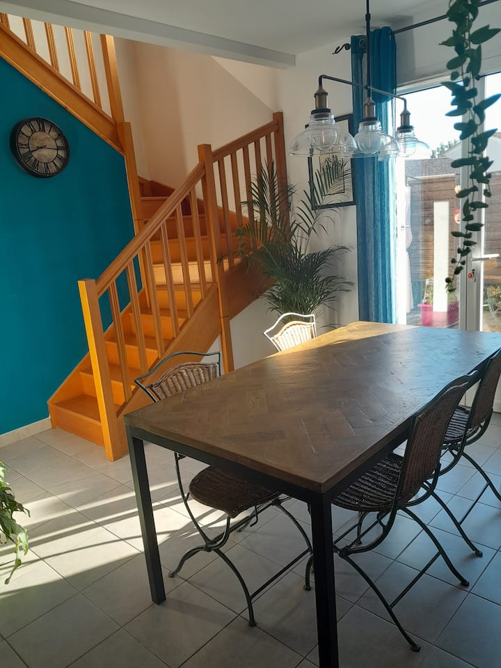 Maison Dans Un Lotissement Calme - Monteux