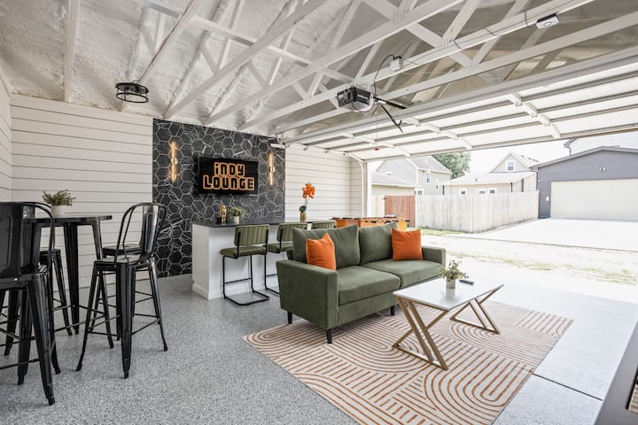 Out-of-towner's Oasis ~  Home In The Heart Of Indy - Indianápolis, IN