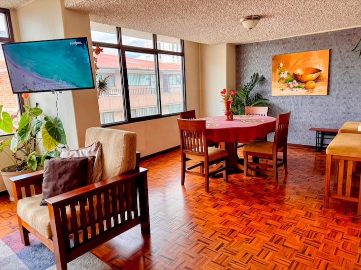 Departamento Completo En El Centro Histórico - Cuenca