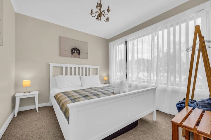 15 Beach St - Ground Floor On The Merimbula Lake - 팜불라