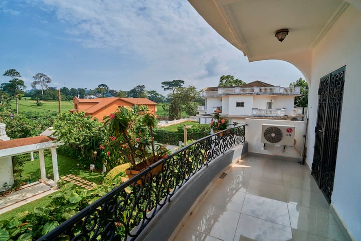 3 Chambres/golf View/us Embassy - Yaounde