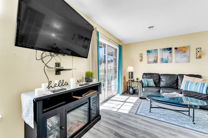 Condo. Resort Amenities. Mini Golf. 9 Miles To Sdc - ブランソン, MO