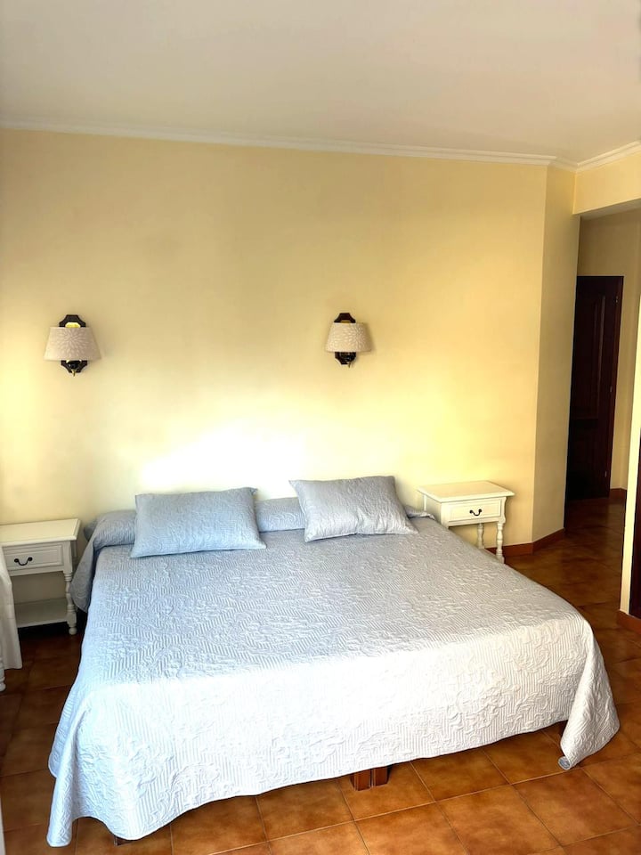 Habitación Doble En Hotel Cama Extragrande - Portonovo