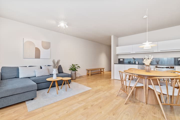 City Center 1-bedroom Apartment With Jacuzzi - Reykjavík