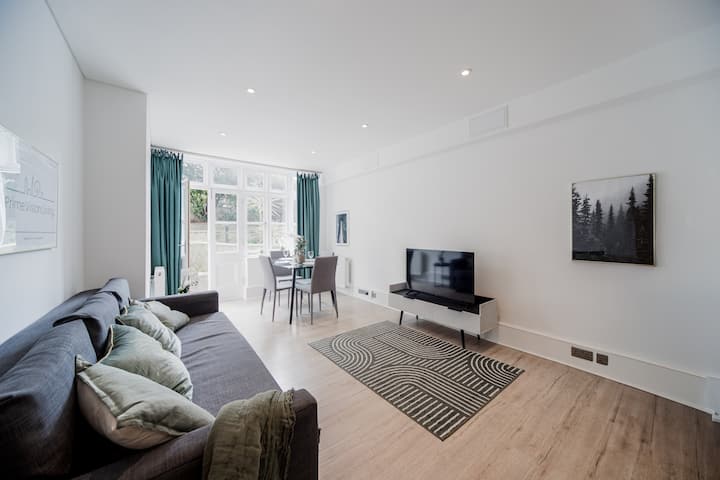 Sweet And Charming Garden Flat - London