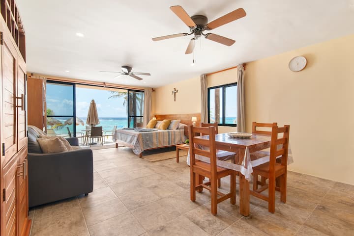 True Beachfront Condo In Akumal - Akumal