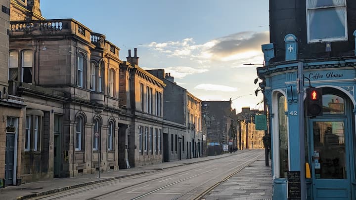 The Merchants89 - St Magdalene - One Bedroom Flat - Edinburgh
