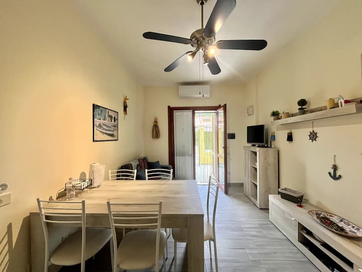 Charming Cottage In  Villasimius - Villasimius