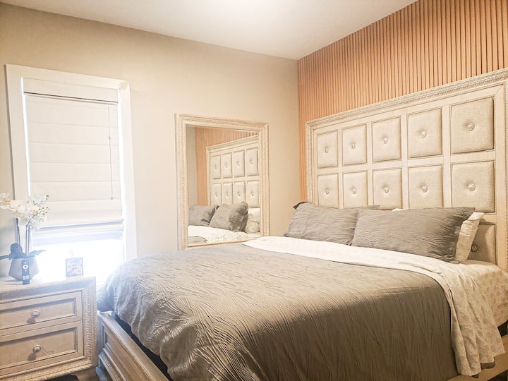 Best Location+fenced Yard+hot Tub+outdoor Kitchen! - Salt Lake City, UT