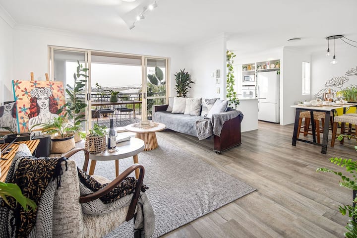 Spacious, Views, Art,  Plants, Walk To Suncorp - Brisbane
