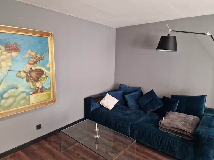Stylish 2-bedroom Apartment In Prime Location - Esslingen